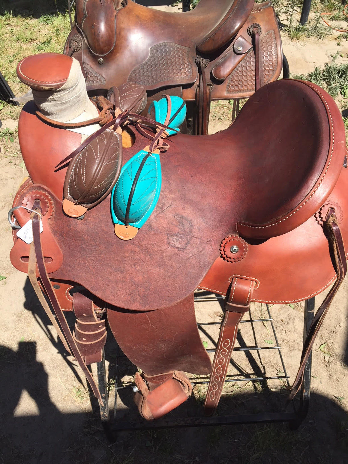 Bucking Rolls – Buckaroo Leather Products
