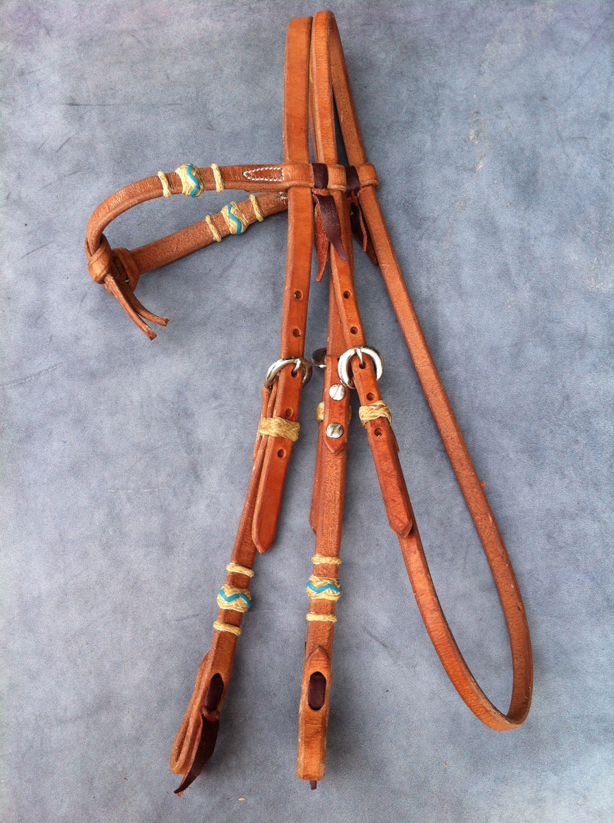 A Rawhide Tassel Stylin Headstall – Buckaroo Leather Products