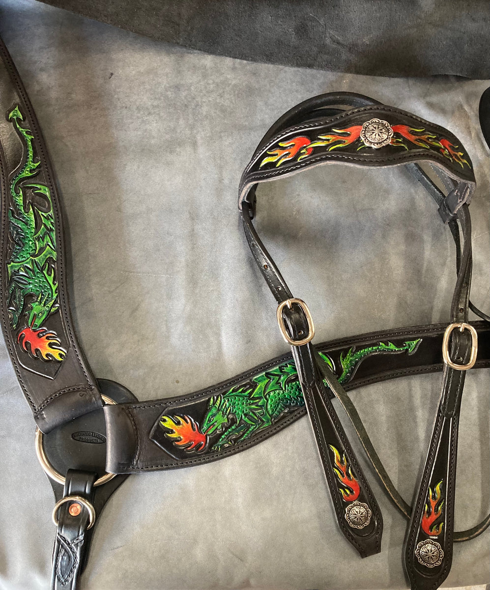 Parade Tack with hearts – Buckaroo Leather Products